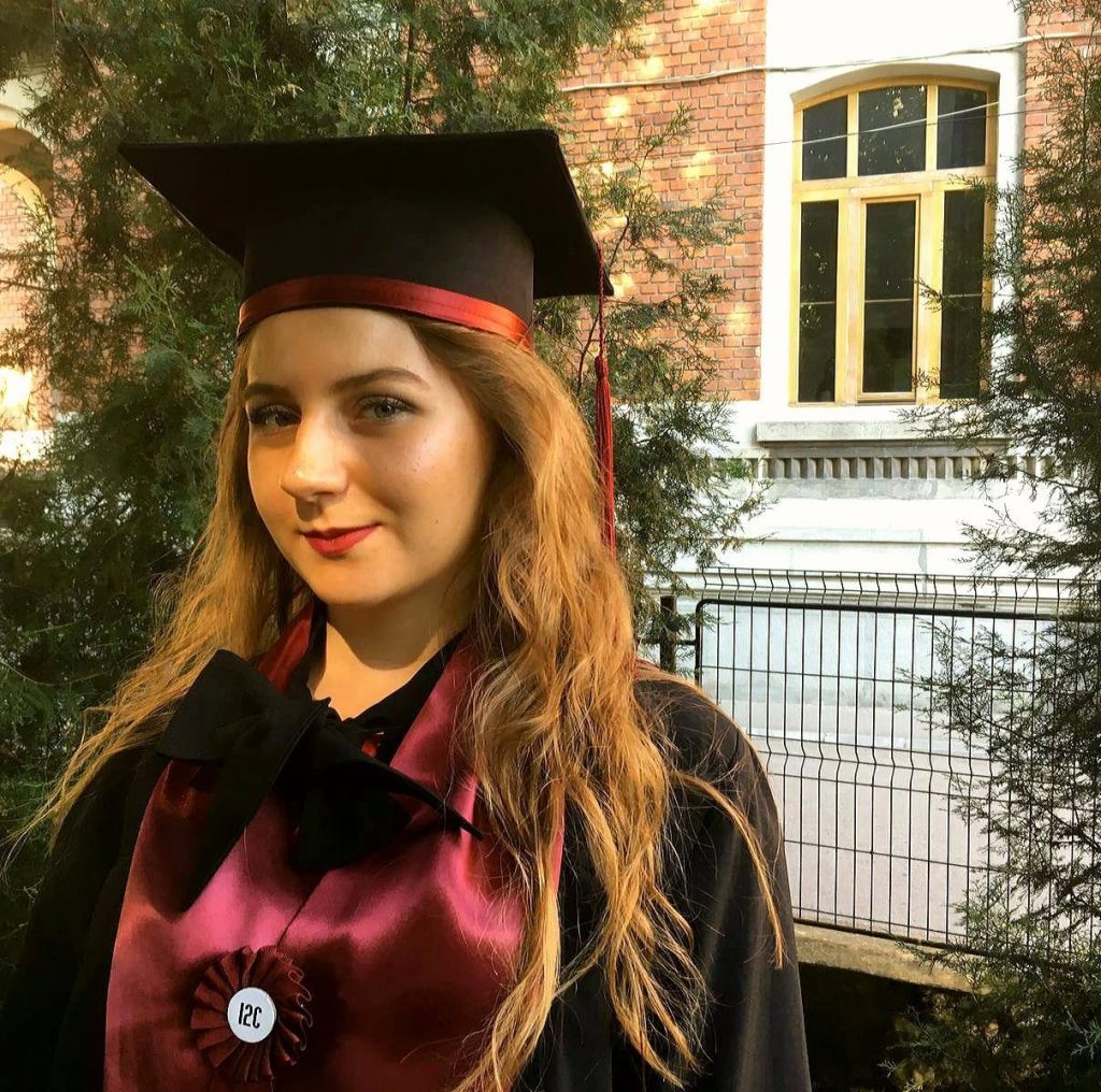 Tobian Language School Reviews - Happy Students & Teachers