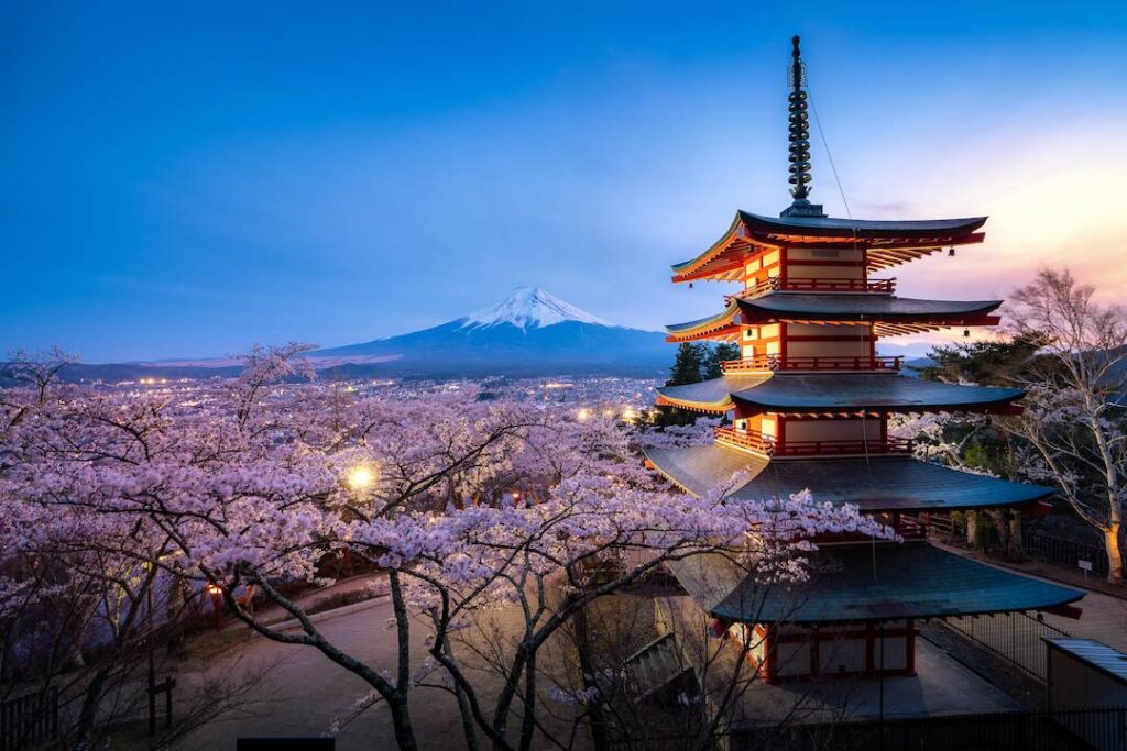 The Top 10 Hardest Languages to Learn and Famous Learners